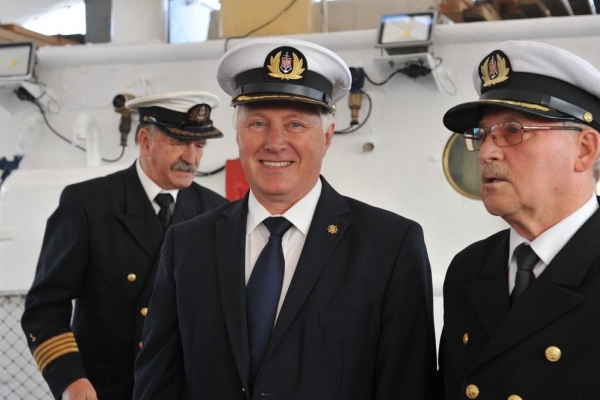 Prezes PoZŻ honorowym kapitanem żeglugi wielkiej | PortalMorski.pl