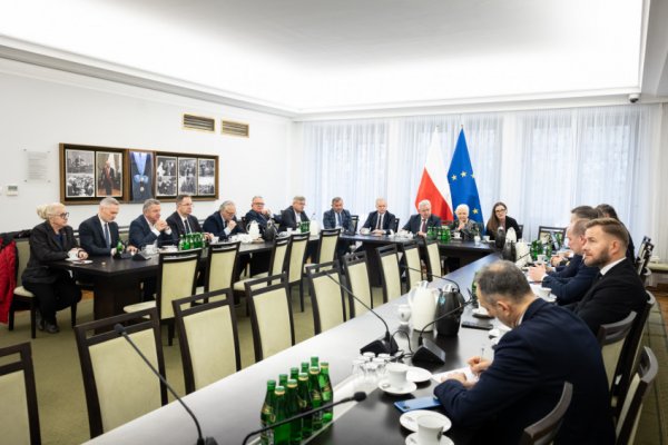 Senat RP o programach inwestycyjnych dla uczelni morskich | PortalMorski.pl