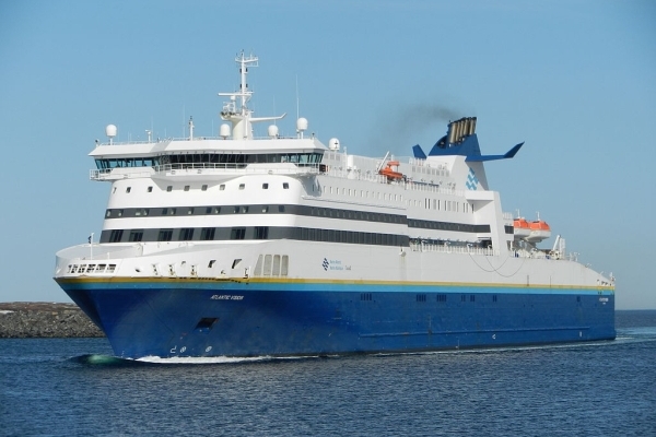 Nowoczesny Superfast IX na dłużej w rękach Kanadyjczyków | PortalMorski.pl